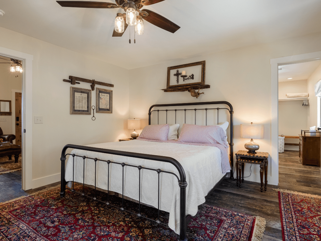 Vacation Destination | Peaceful Texas Hill Country Hideaway